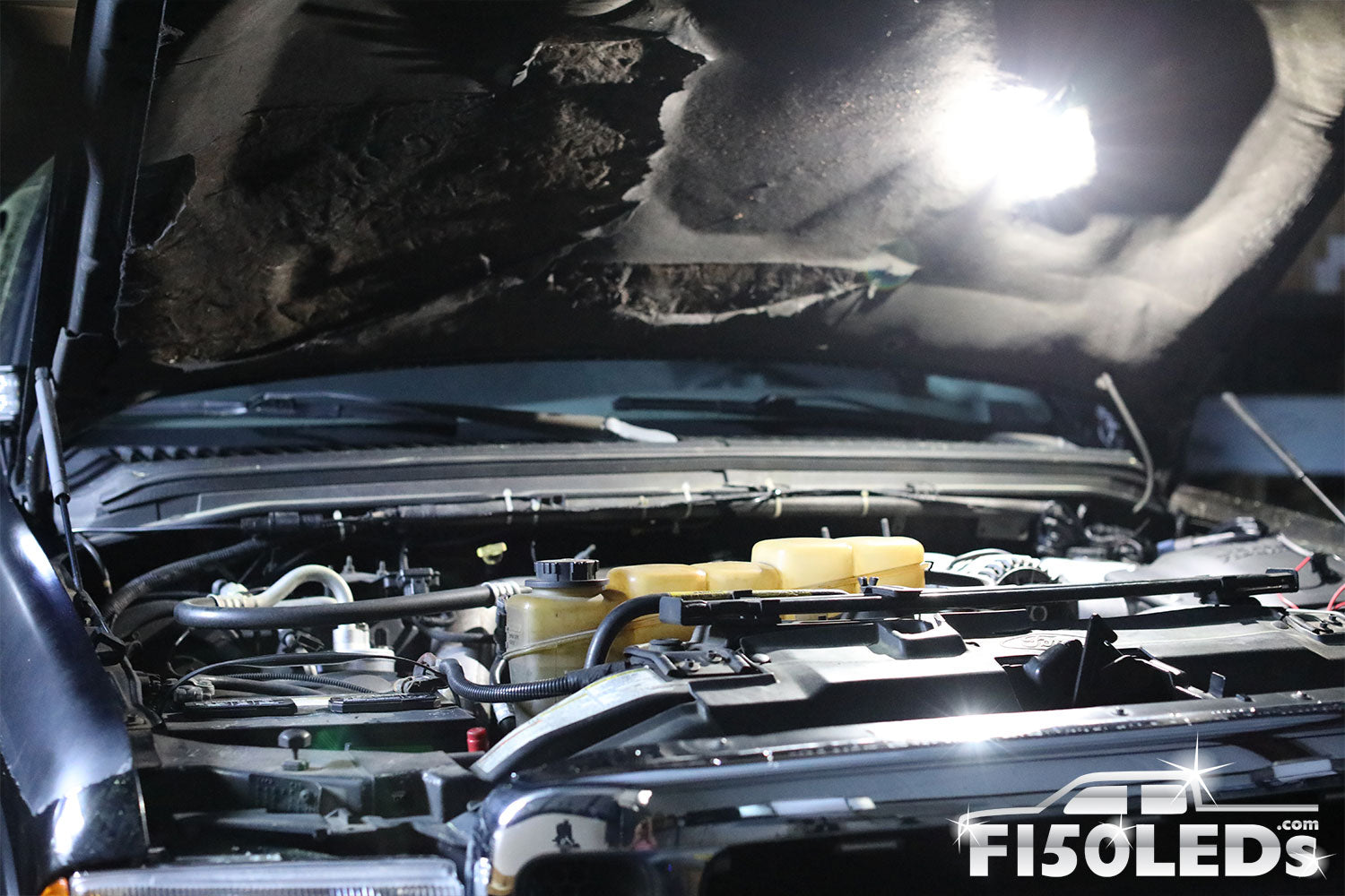 1999 - 2007 F250 Super Duty Engine Bay LED Light – F150LEDs.com